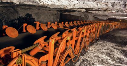 欢乐4FCT柔性输送列车|小松 - 博金宝