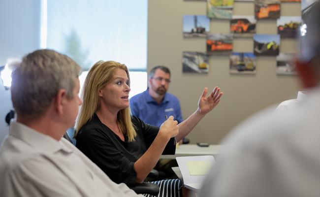 Career development | Komatsu